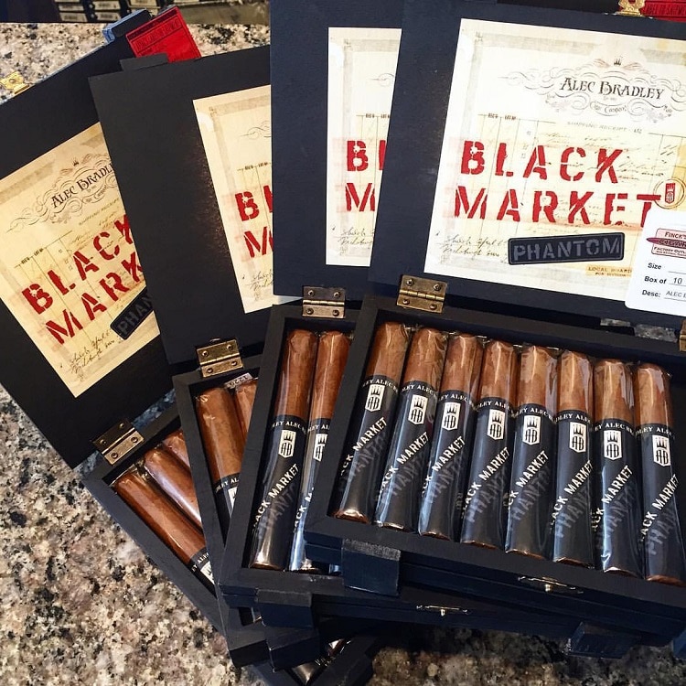 Alec Bradley Black Market Phantom - CigarsLover Magazine