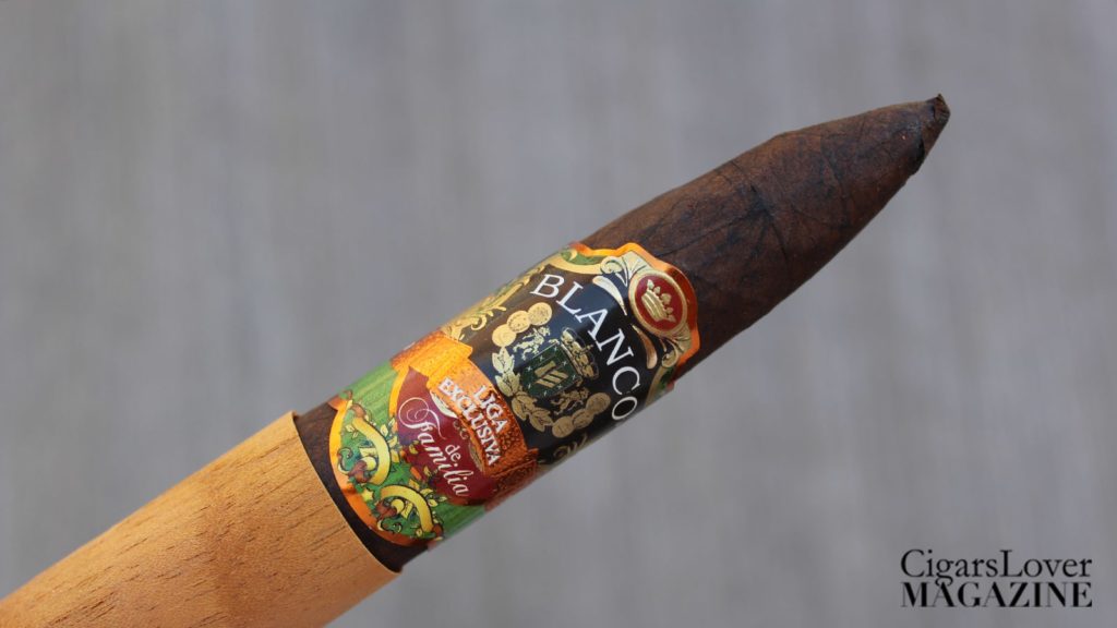 Blanco Liga Exclusiva de Familia Salomon Maduro - CigarsLover Magazine