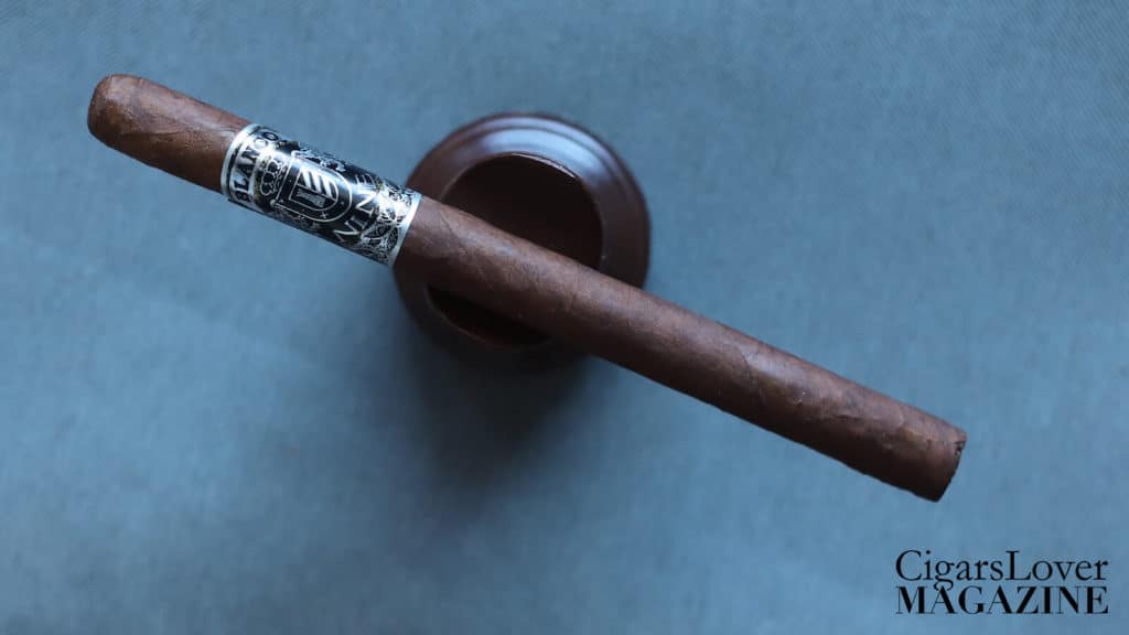Blanco Nine Lancero - CigarsLover Magazine