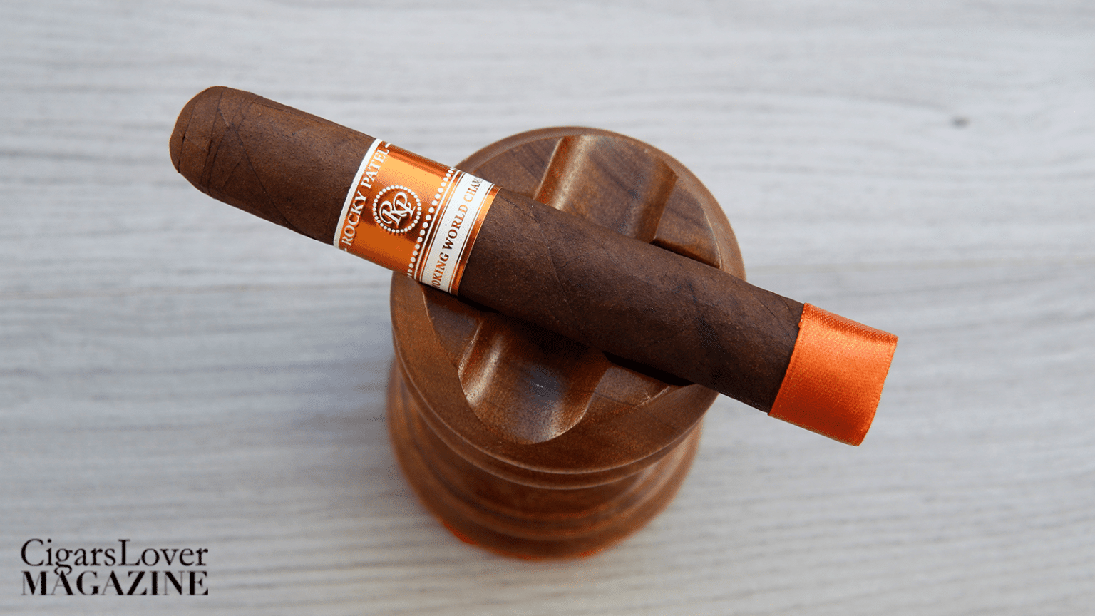 Rocky Patel Cigar Smoking World Championship Robusto - CigarsLover Magazine