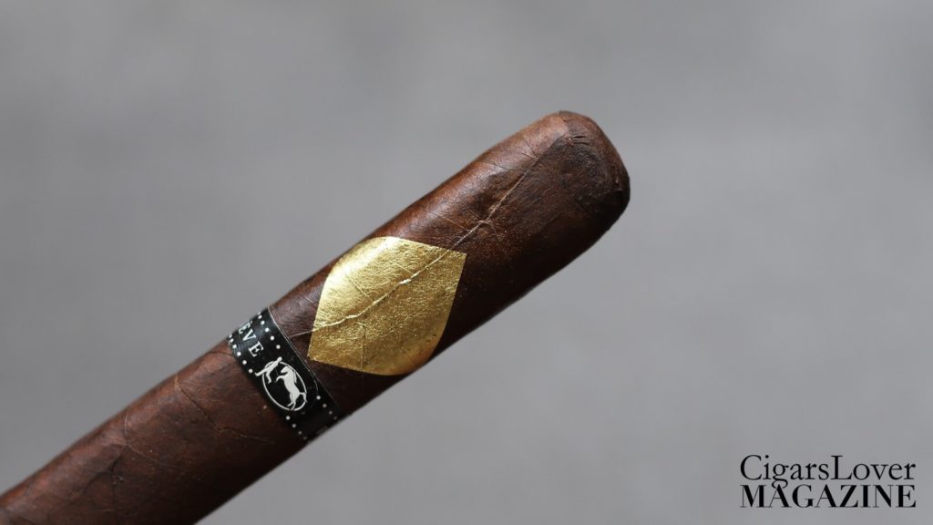 Cavalier Genève Black Series II Robusto - CigarsLover Magazine